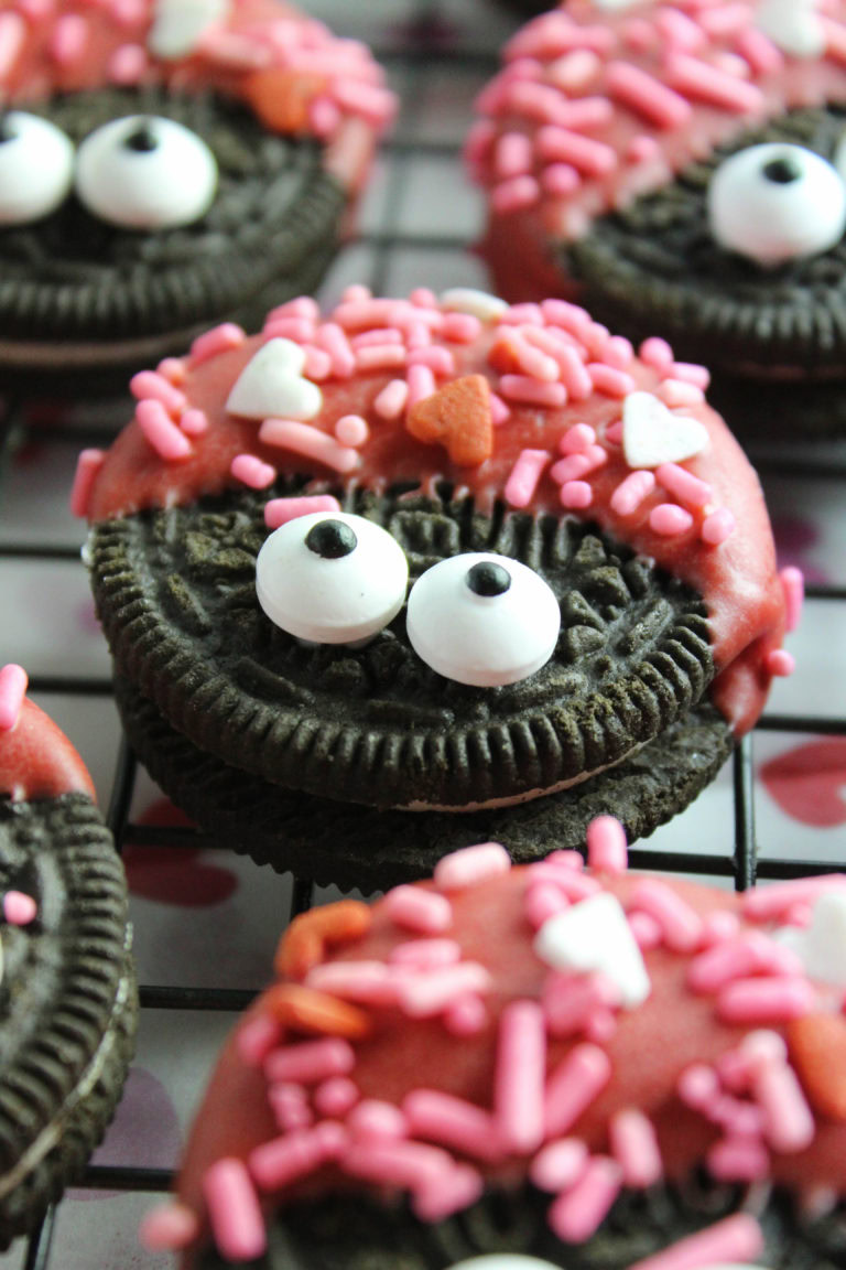 Love Bug Oreo Cookies | Baking You Happier