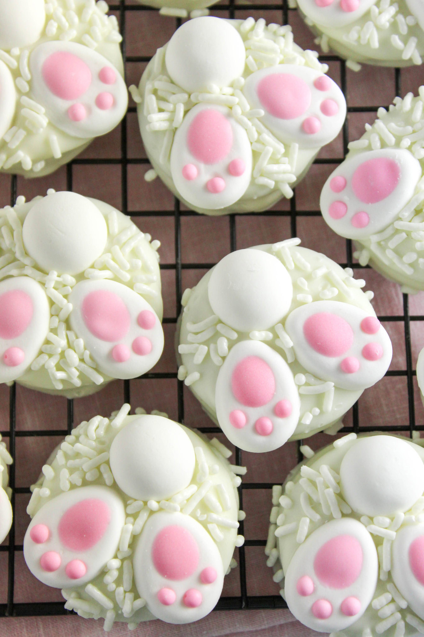 Oreo Bunny Butt Cookies | Baking You Happier