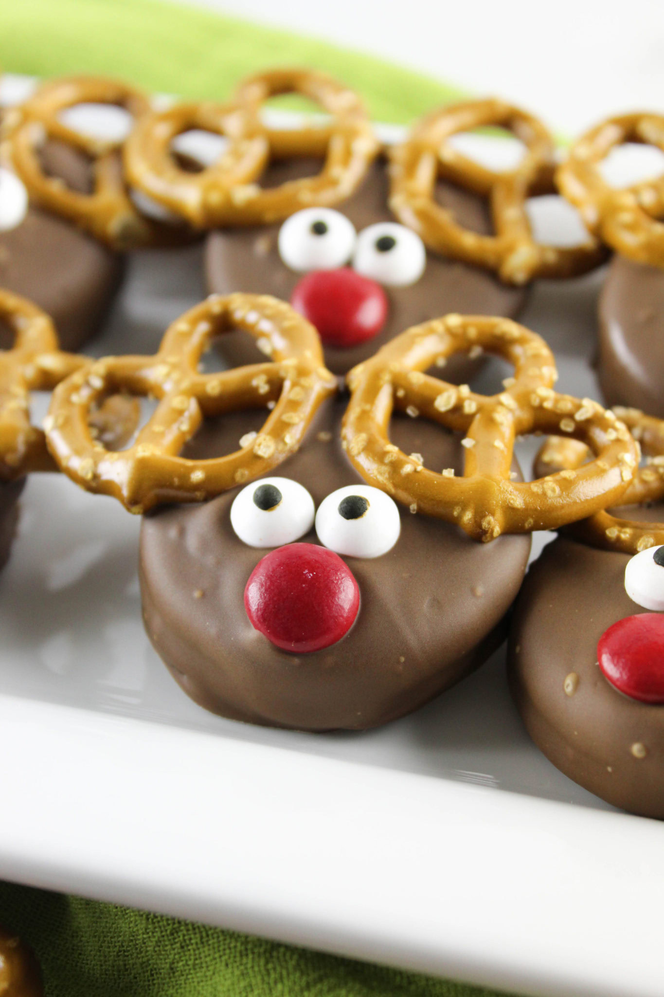 Reindeer Oreos | Baking You Happier