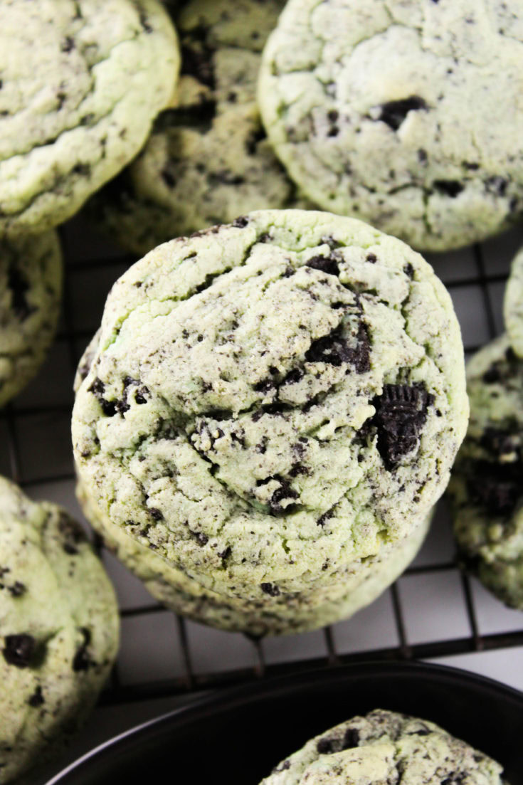 Mint Oreo Pudding Cookies - Baking You Happier