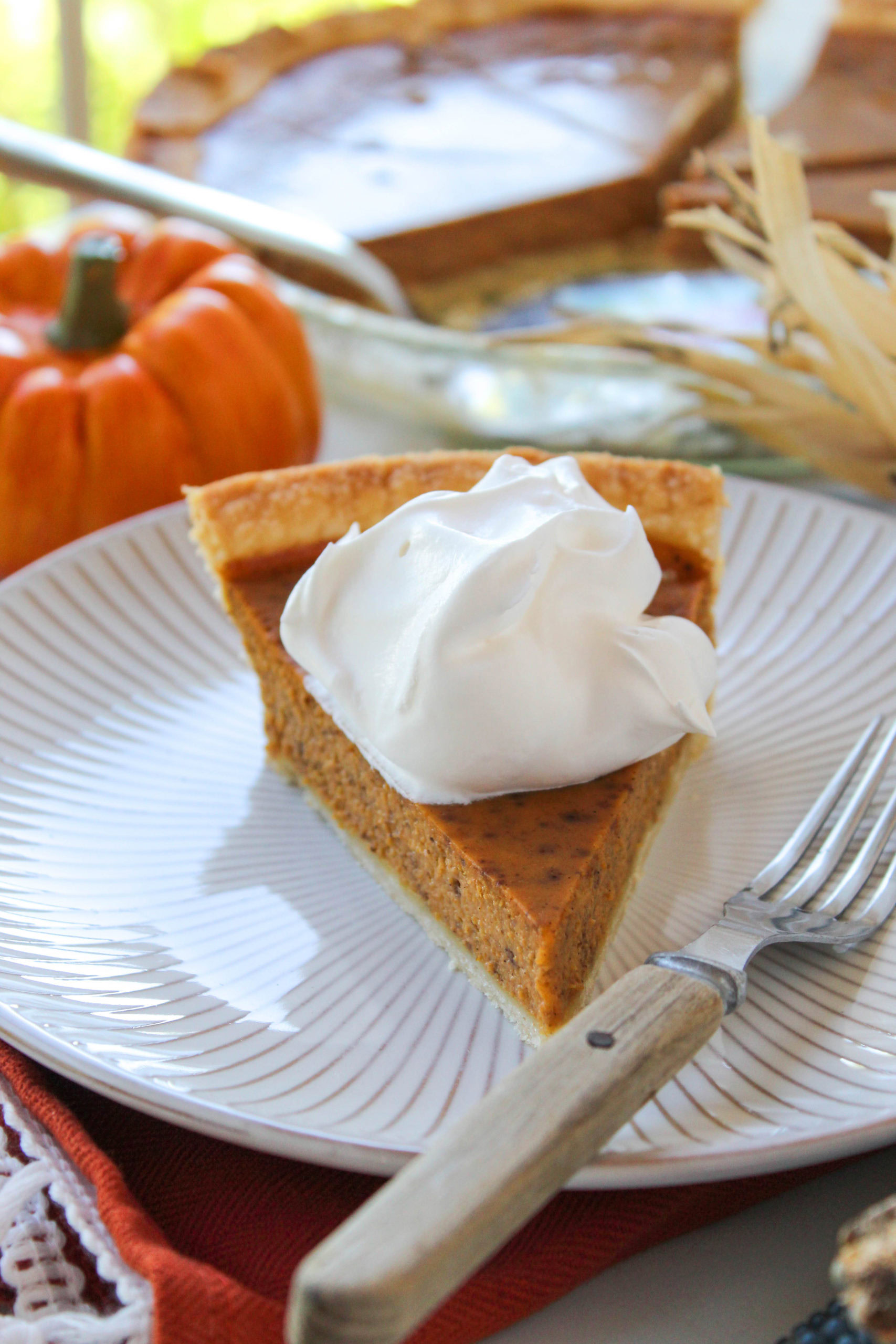 Easy Pumpkin Pie - Baking You Happier