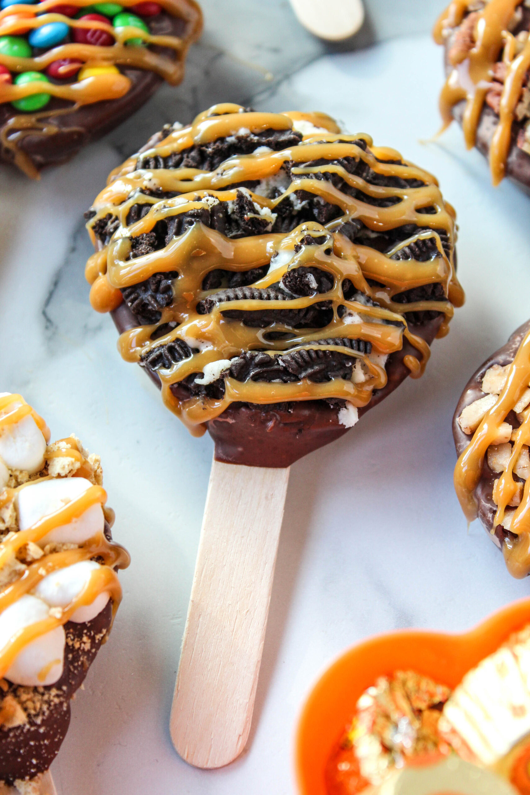 Chocolate Caramel Candied Apple Pops - Baking You Happier