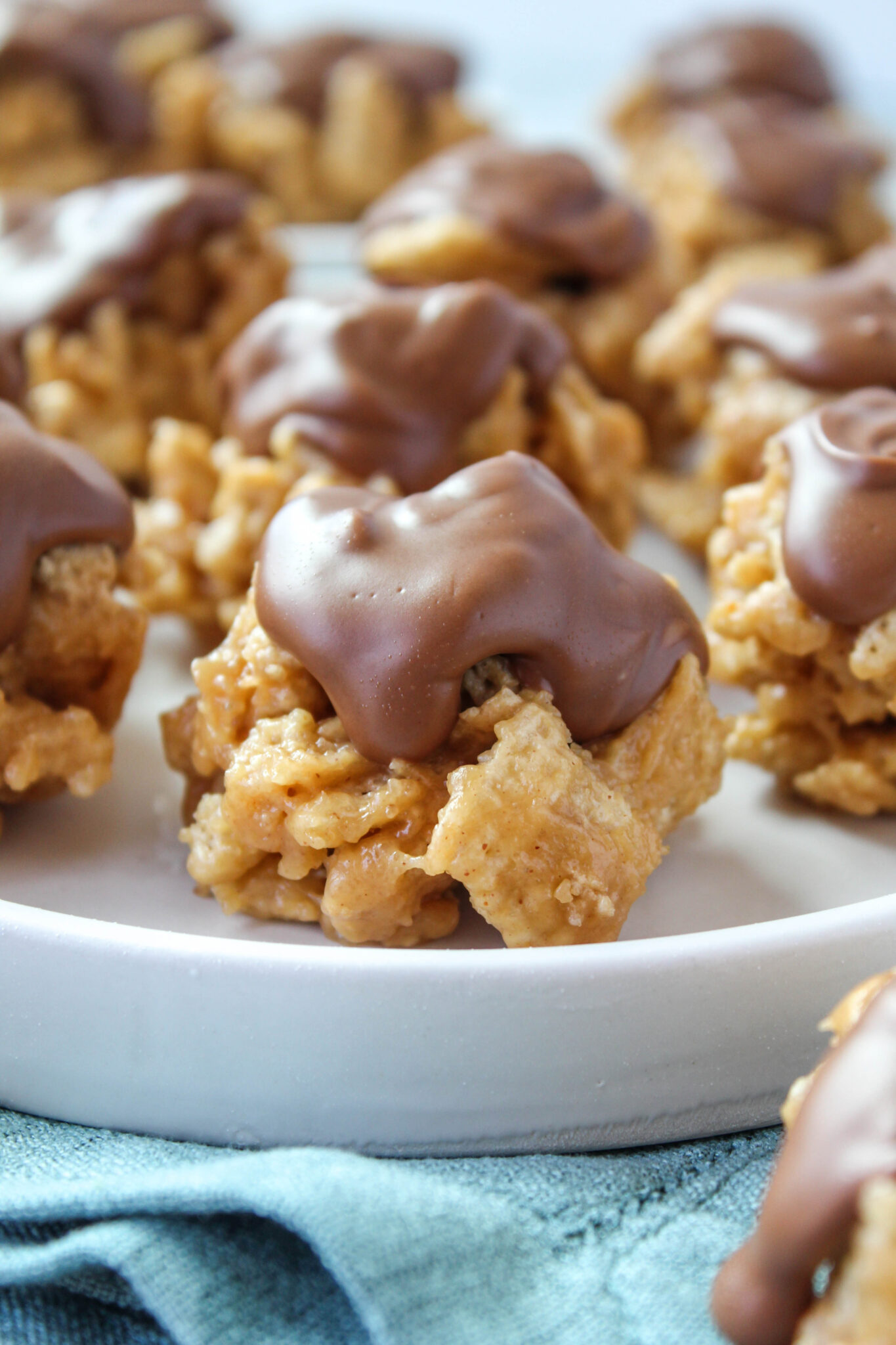 Chex Scotcheroos | Baking You Happier