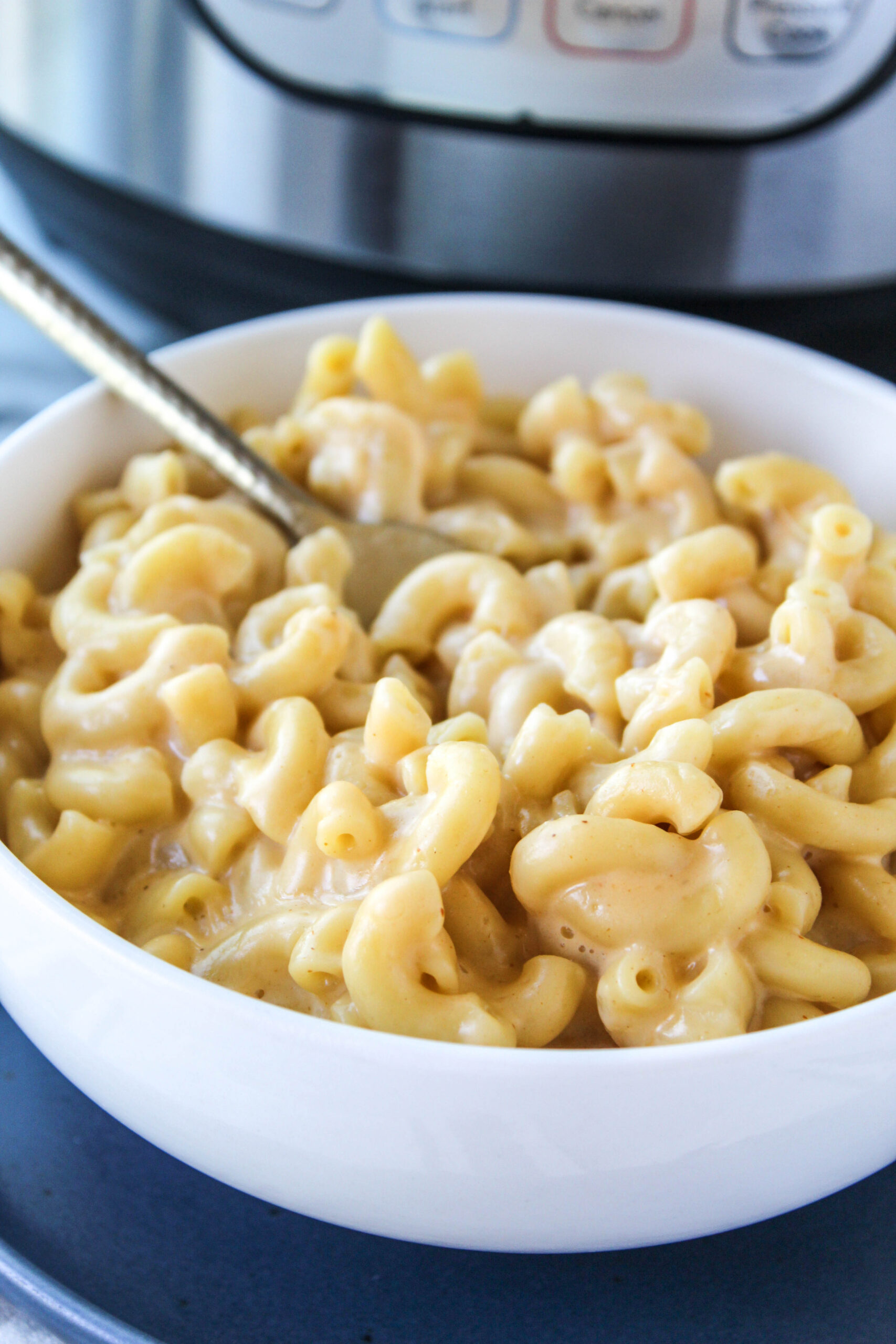 Instant Pot Mac & Cheese - Baking You Happier