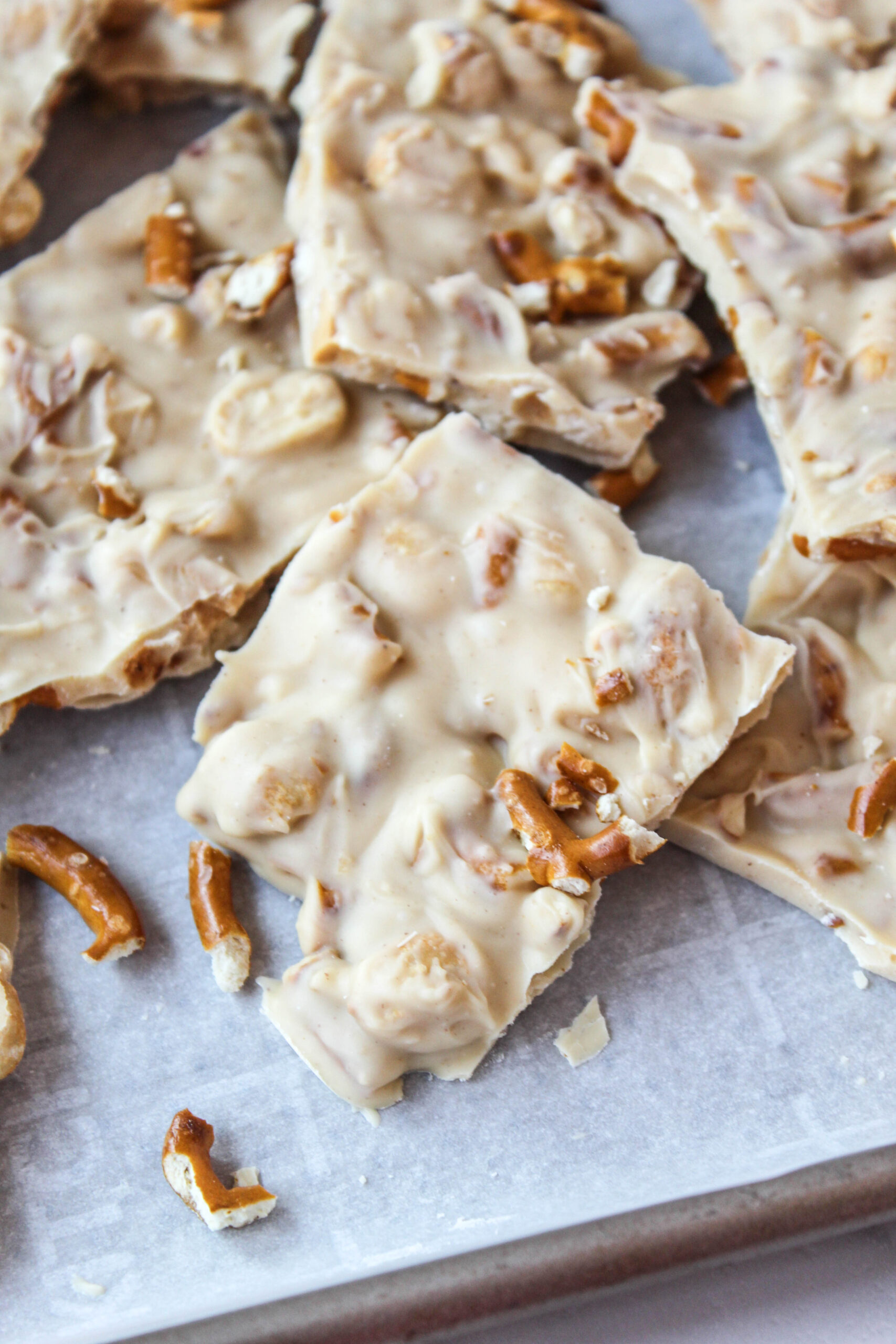 Peanut Butter Pretzel Bark | Baking You Happier