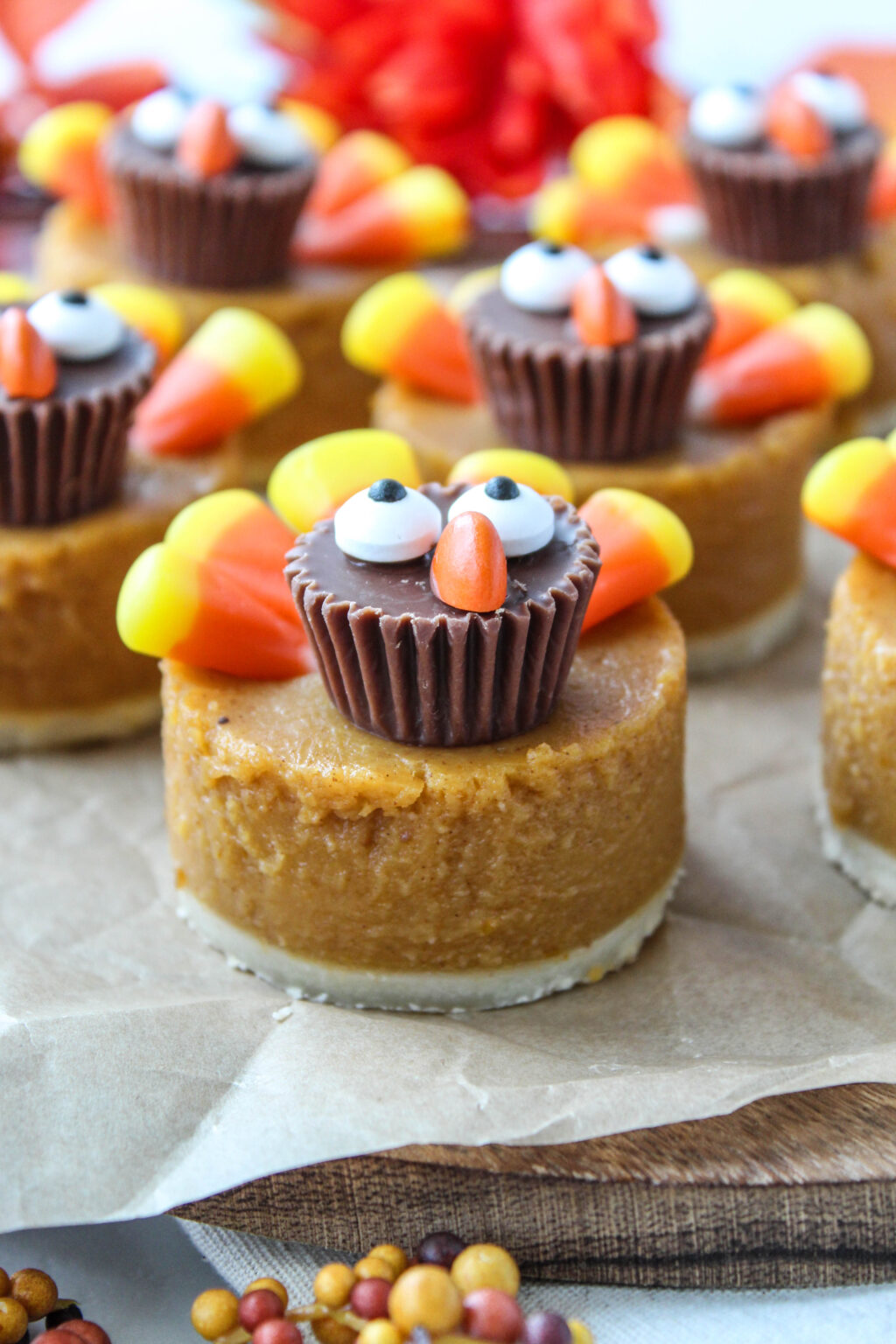 Thanksgiving Pumpkin Pie Turkeys | Baking You Happier