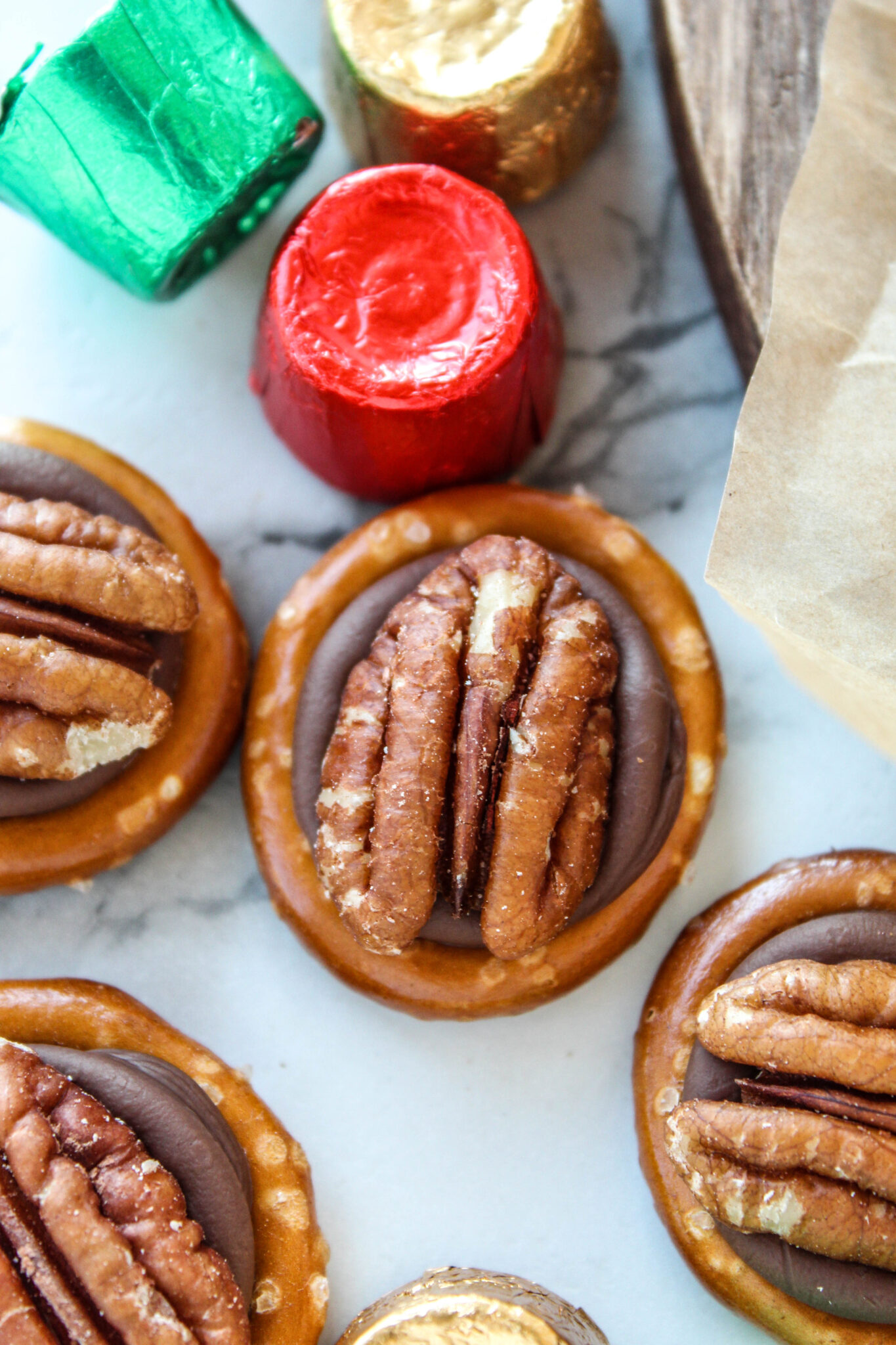Rolo Pretzel Turtles | Baking You Happier