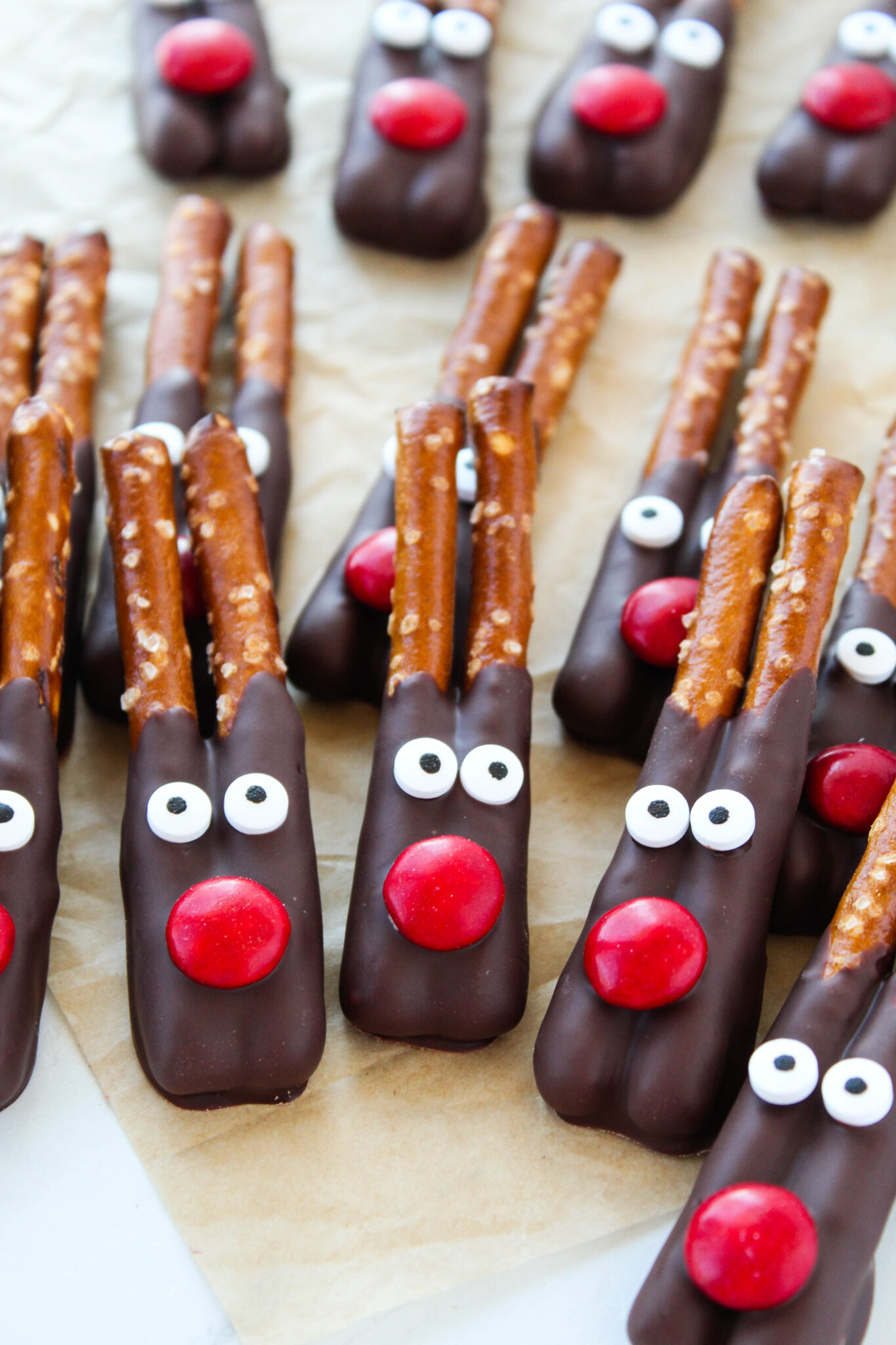 Reindeer Pretzels | Baking You Happier