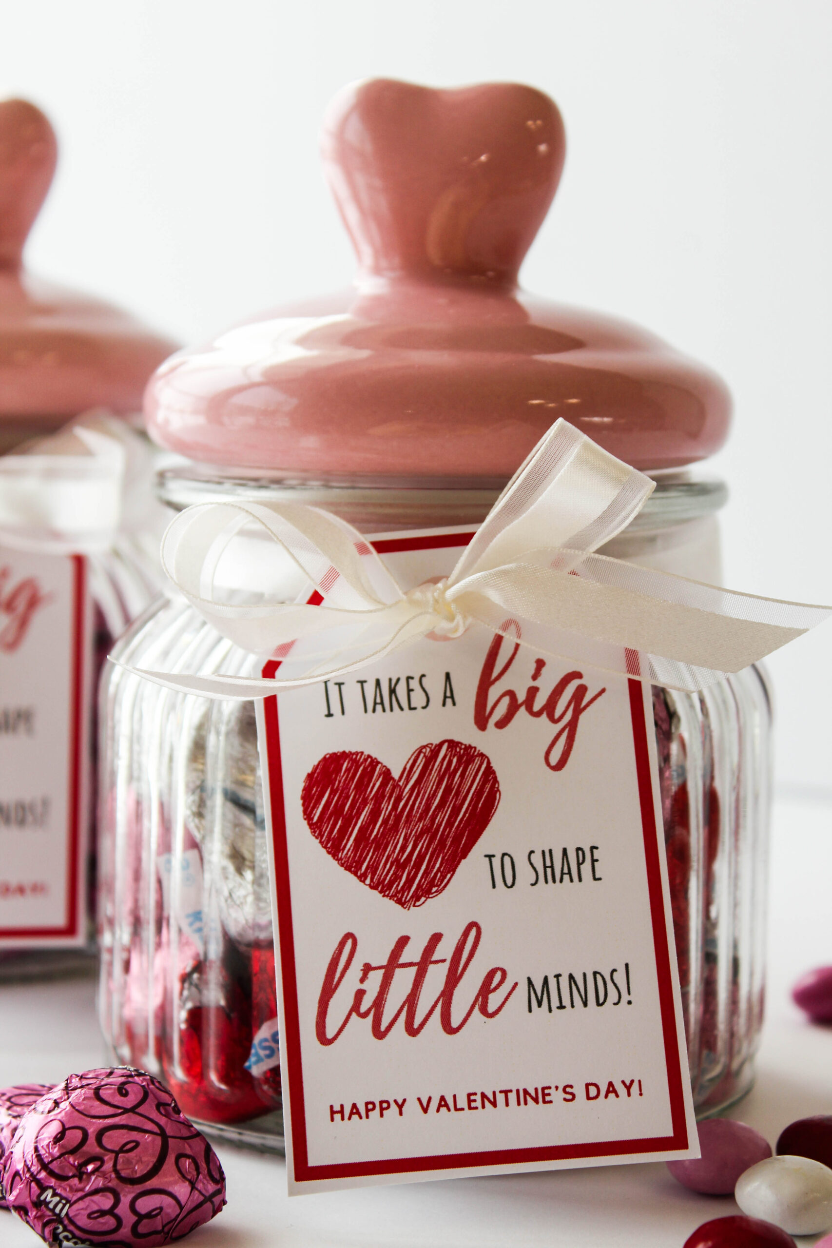 It Takes a Big Heart to Shape Little Minds Free Printable Gift Tags ...