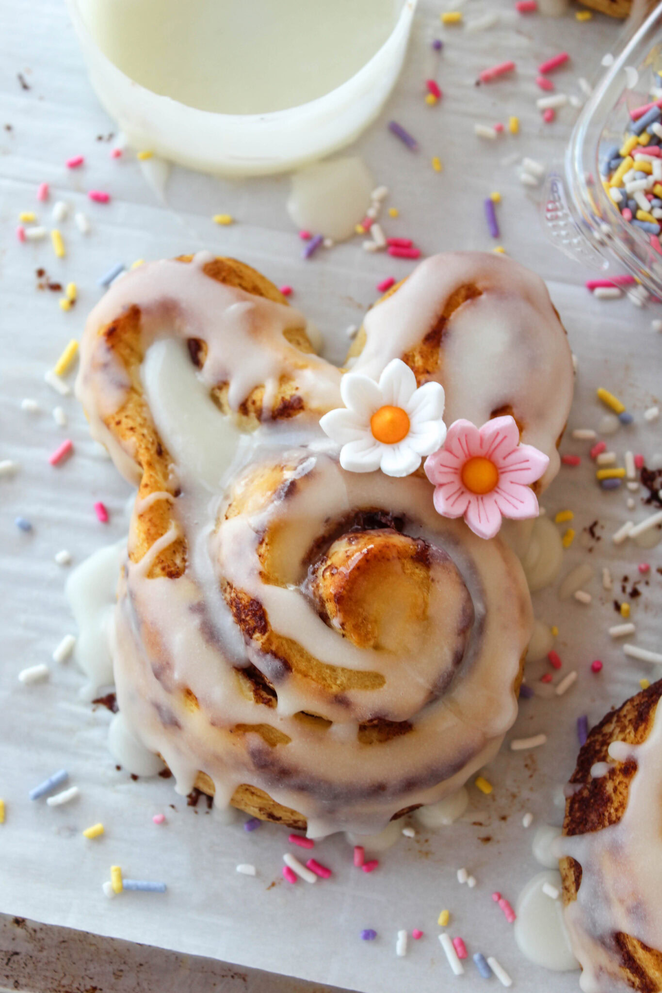 Easter Bunny Cinnamon Rolls - Baking You Happier