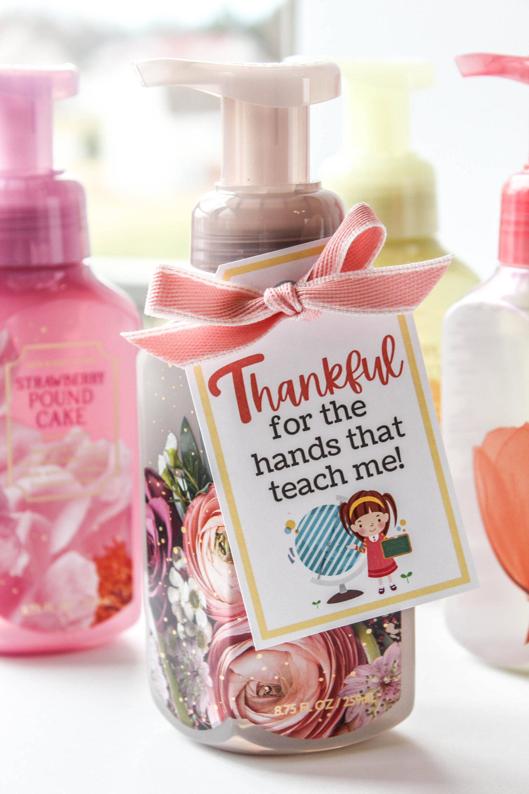 Thankful for the Hands That Teach Me Free Printable Gift Tags | Baking ...