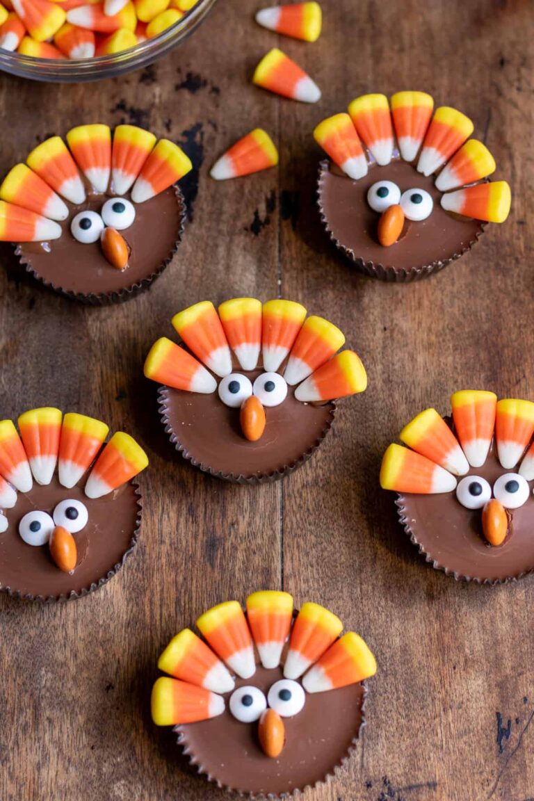 10 Cute Thanksgiving Turkey Candy Treats | Baking You Happier