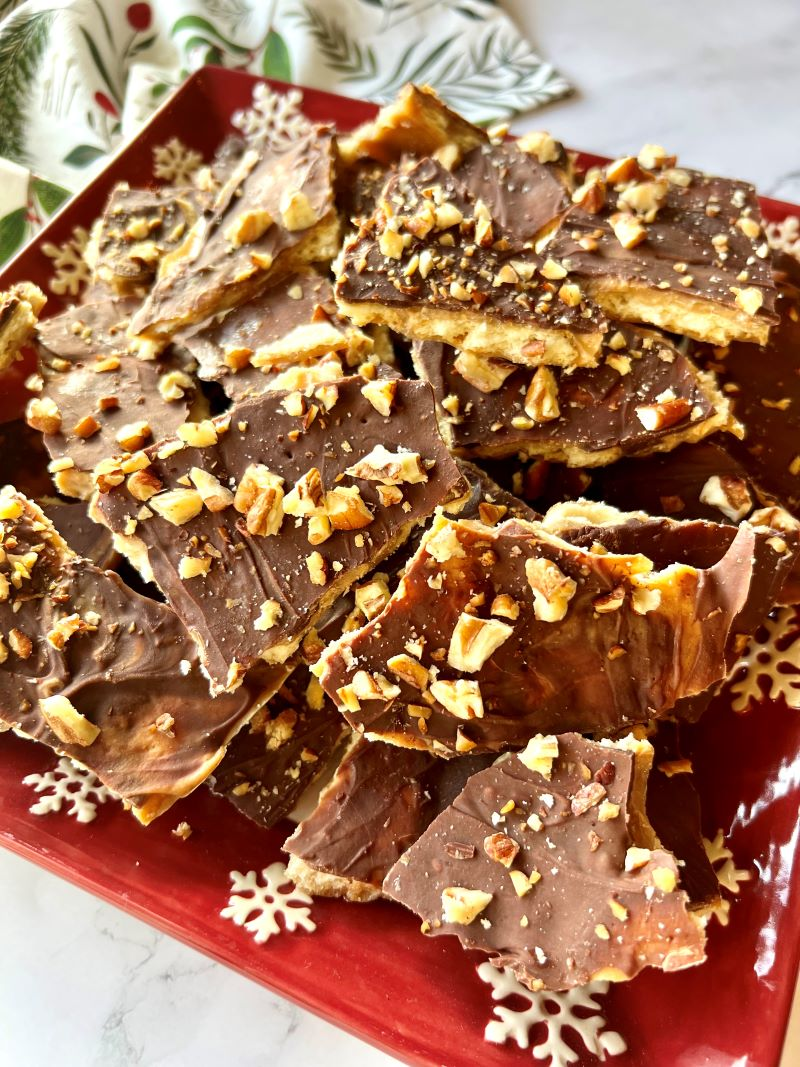 15 Christmas Crack Recipes | Baking You Happier