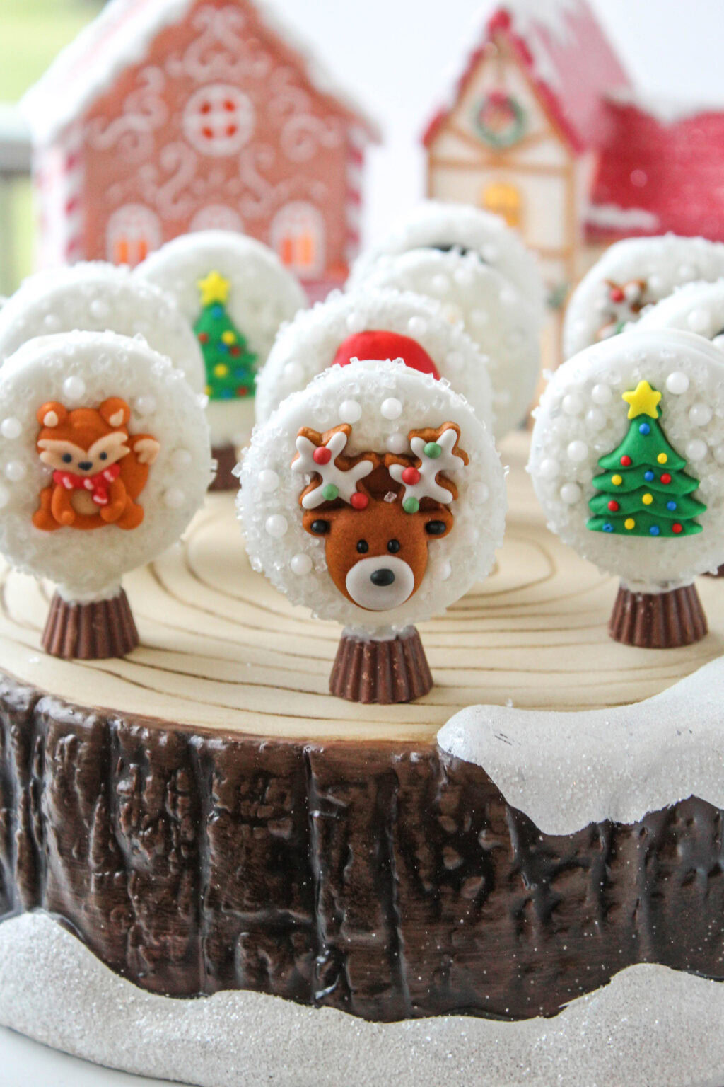 Oreo Snow Globe Cookies | Baking You Happier