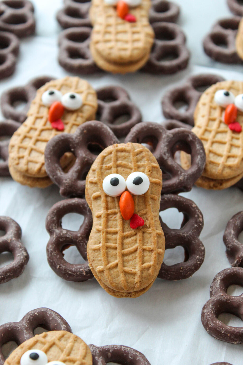 Nutter Butter Pretzel Turkeys | Baking You Happier