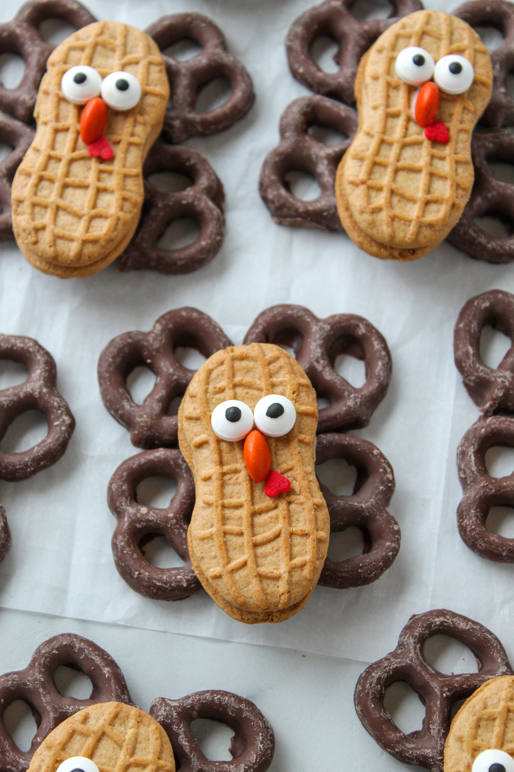 Nutter Butter Pretzel Turkeys | Baking You Happier