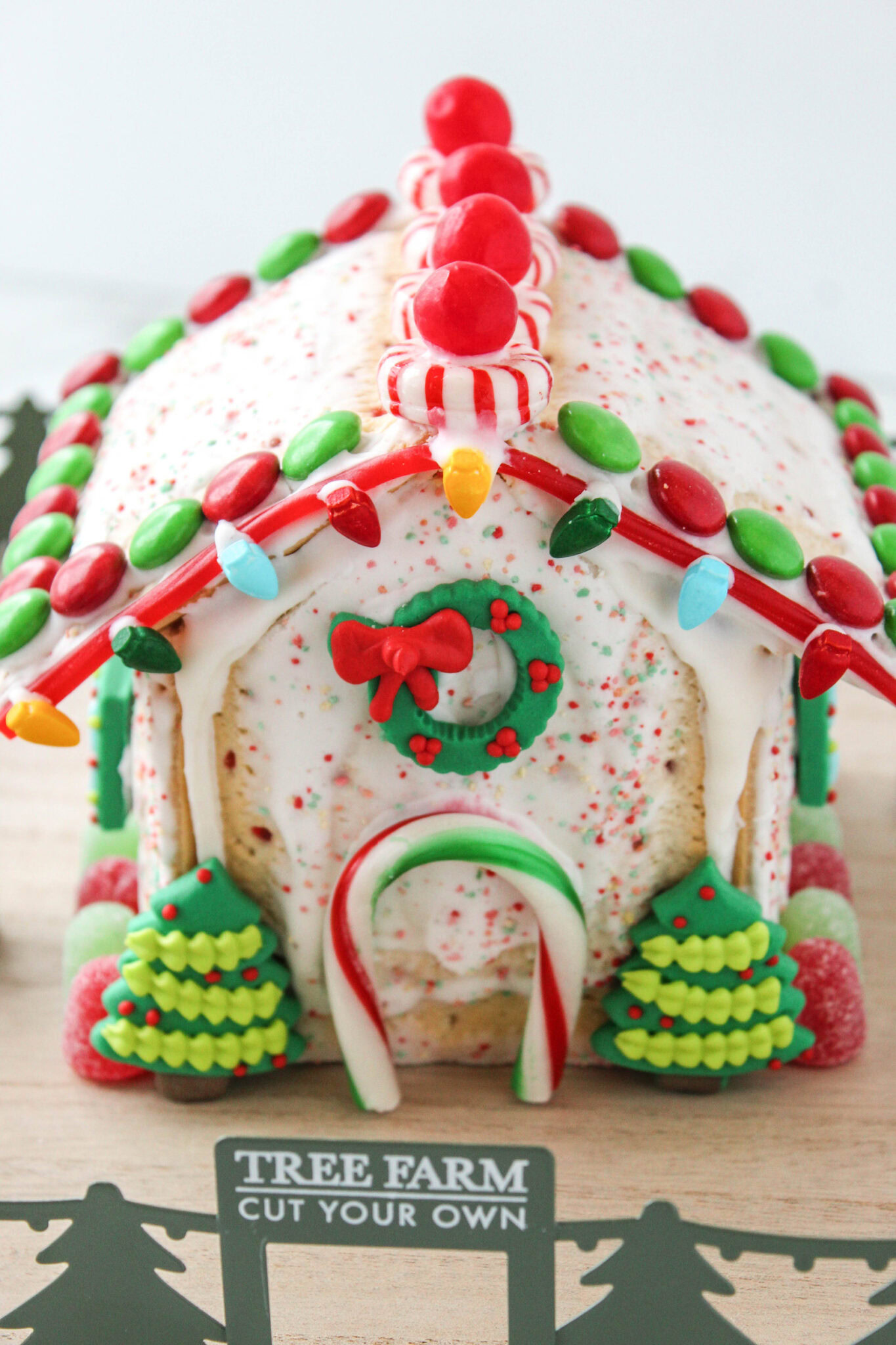Pop Tart Gingerbread House - Baking You Happier