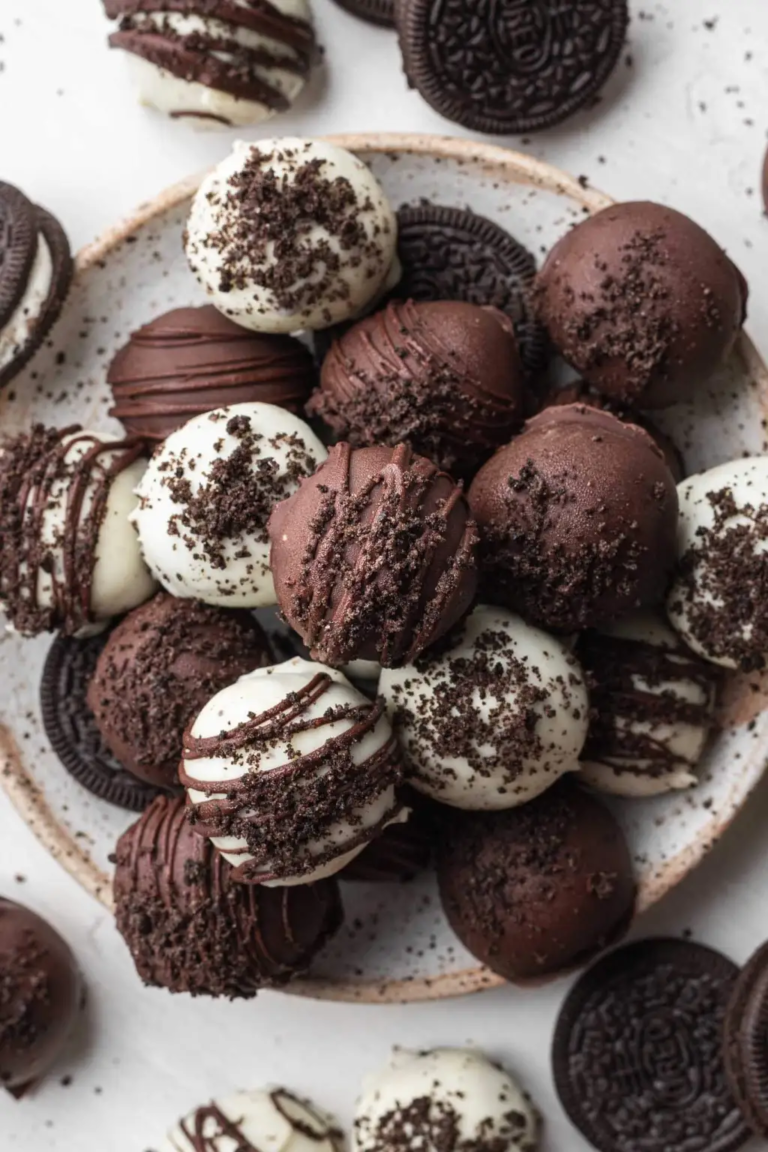 20 Oreo Dessert Recipes | Baking You Happier