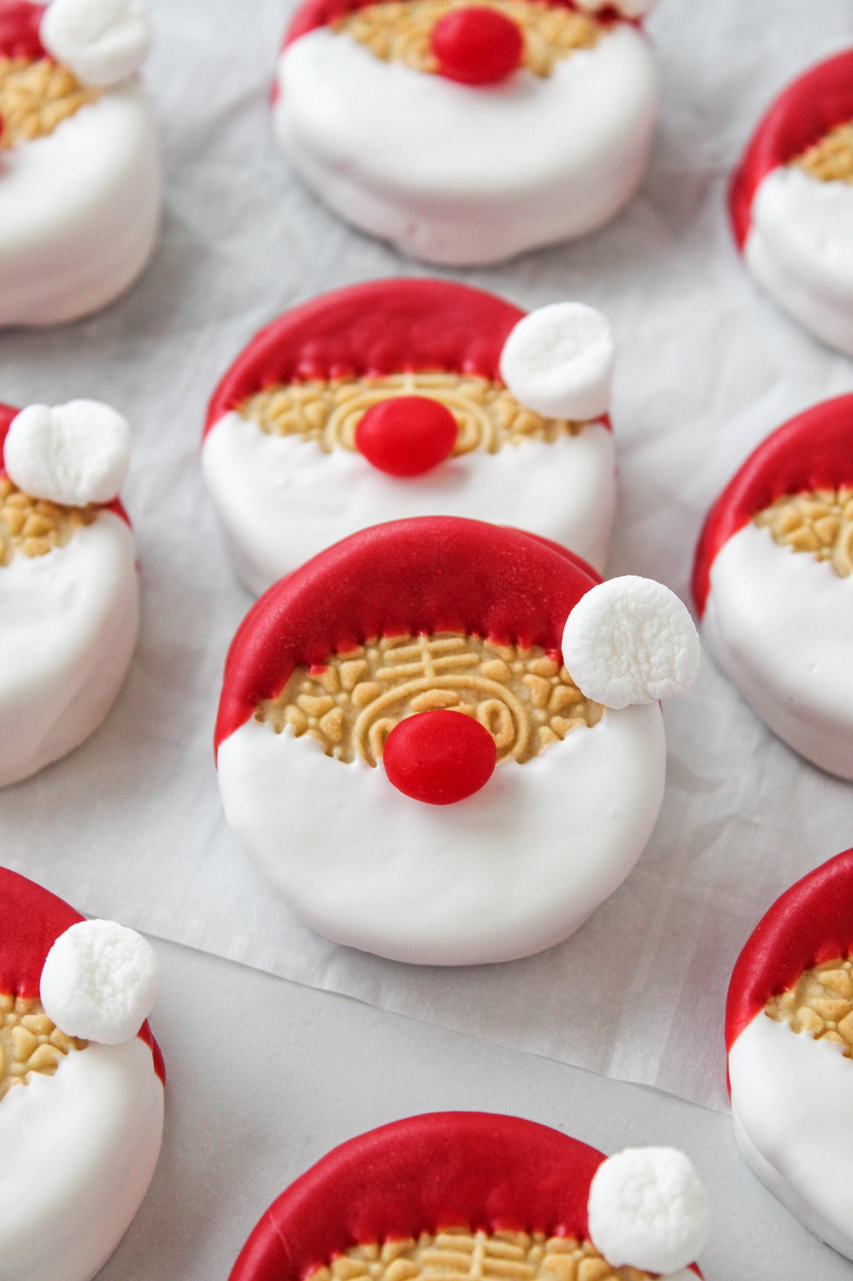 Santa Oreos | Baking You Happier