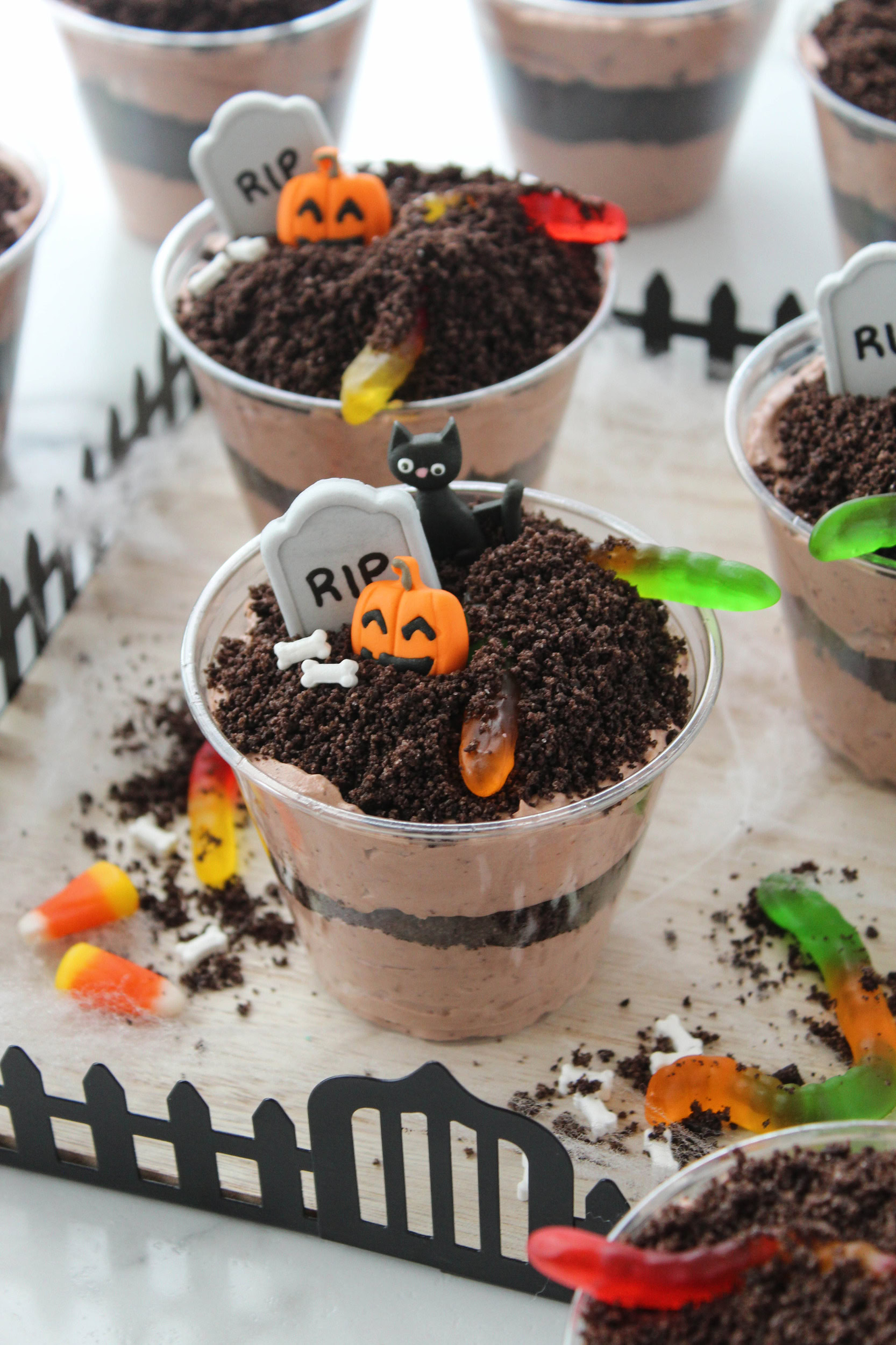 Halloween Oreo Dirt Cake Cups | Baking You Happier