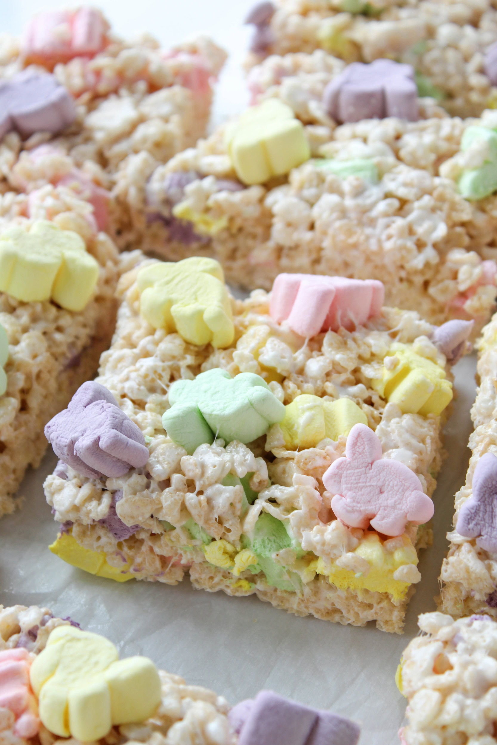 Easter Marshmallow Rice Krispie Treats - Baking You Happier