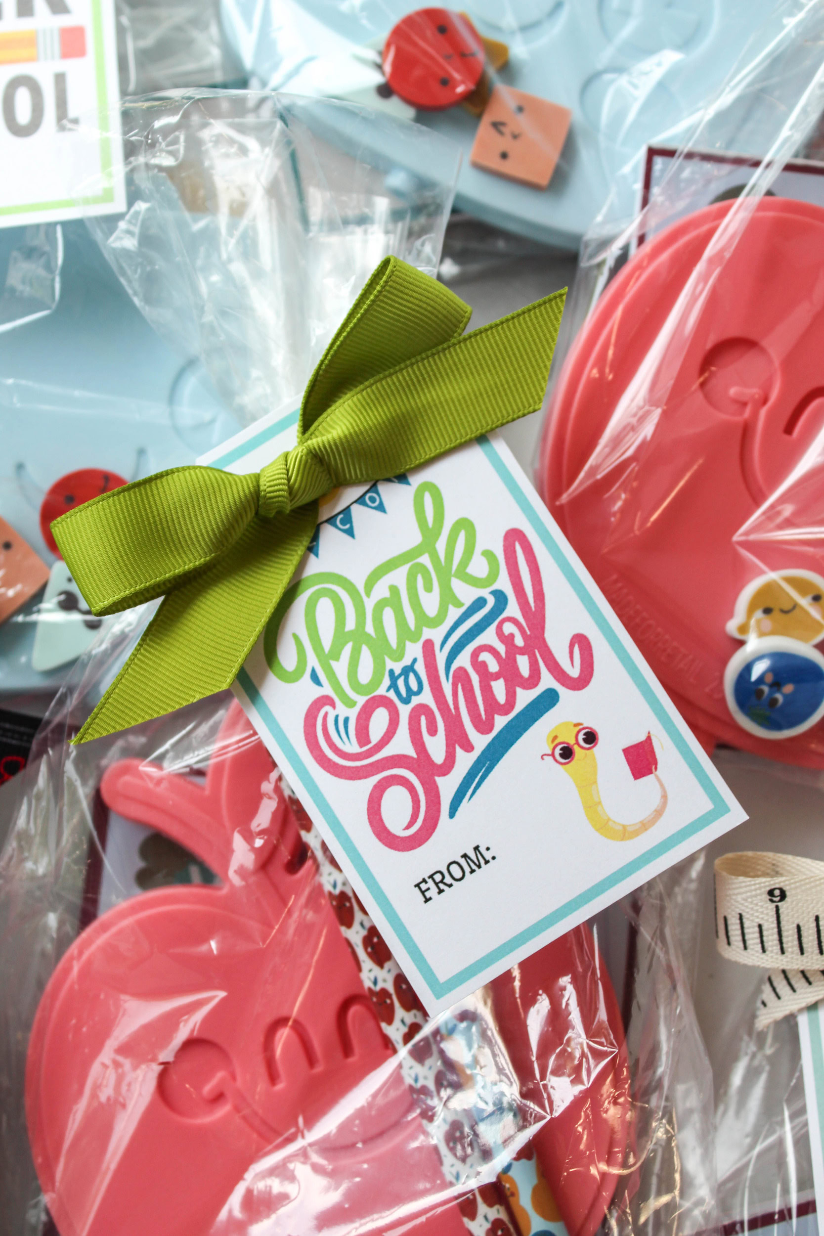 Free Printable Welcome Back to School Gift Tags - Baking You Happier