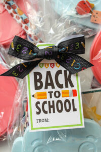 Free Printable Welcome Back to School Gift Tags | Baking You Happier