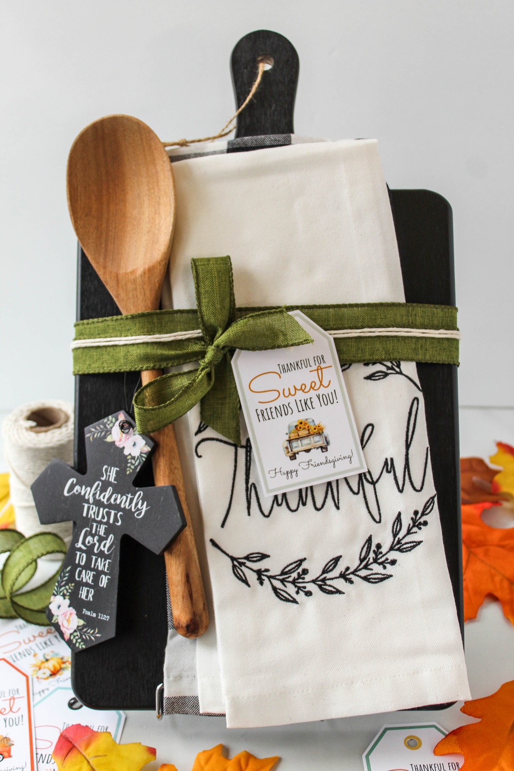 Happy Friendsgiving Free Printable Gift Tags - Baking You Happier