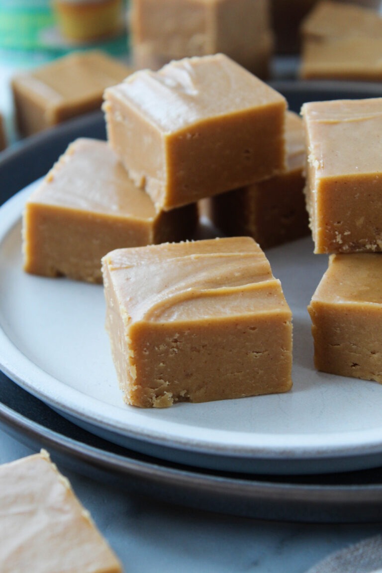 2-Ingredient Peanut Butter Fudge - Baking You Happier